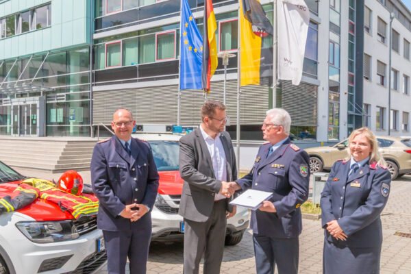 Neuer Kreisbrandmeister offiziell im Dienst und verlässliche ...